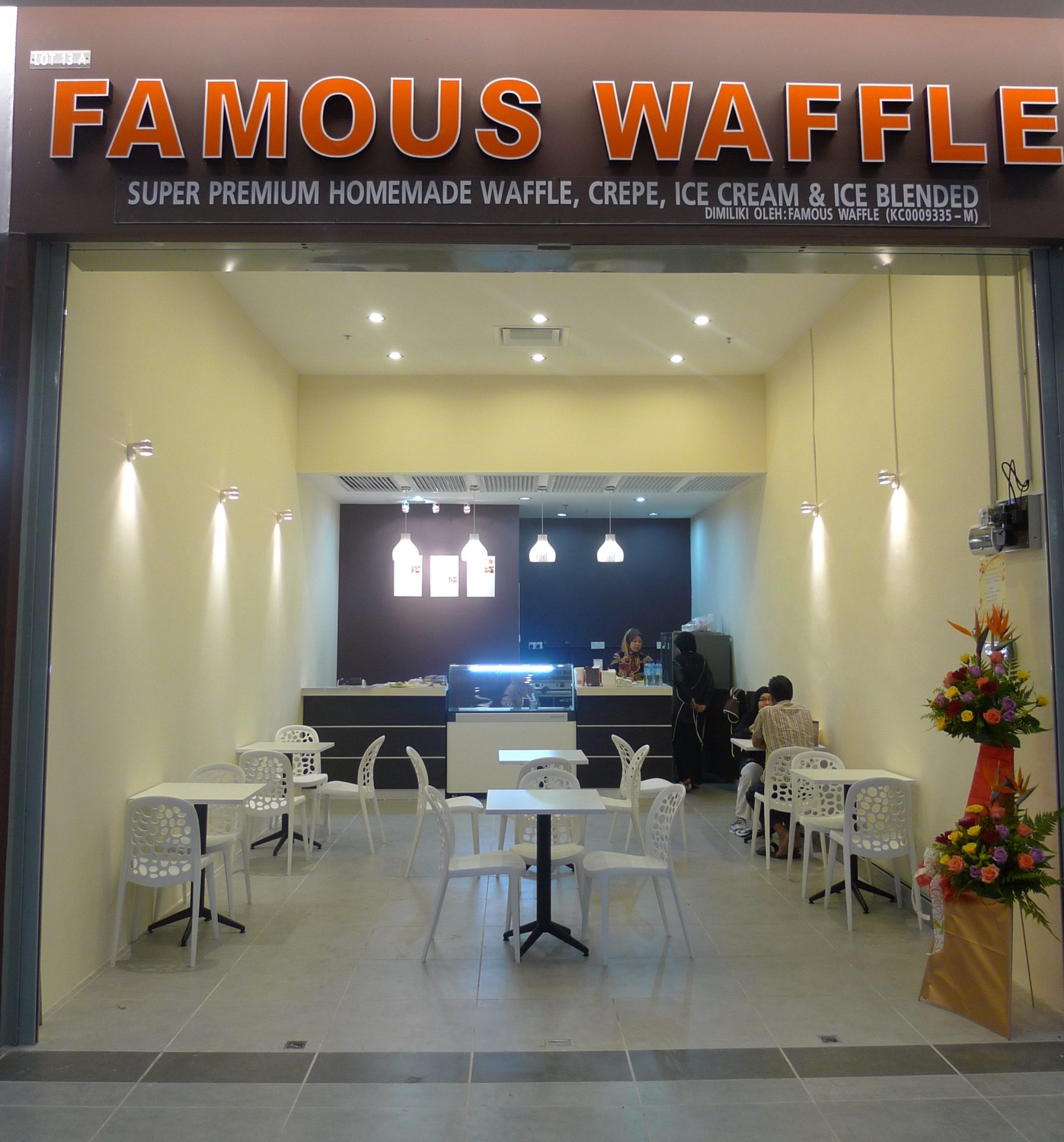 CERITA KAMI - Famous Waffle